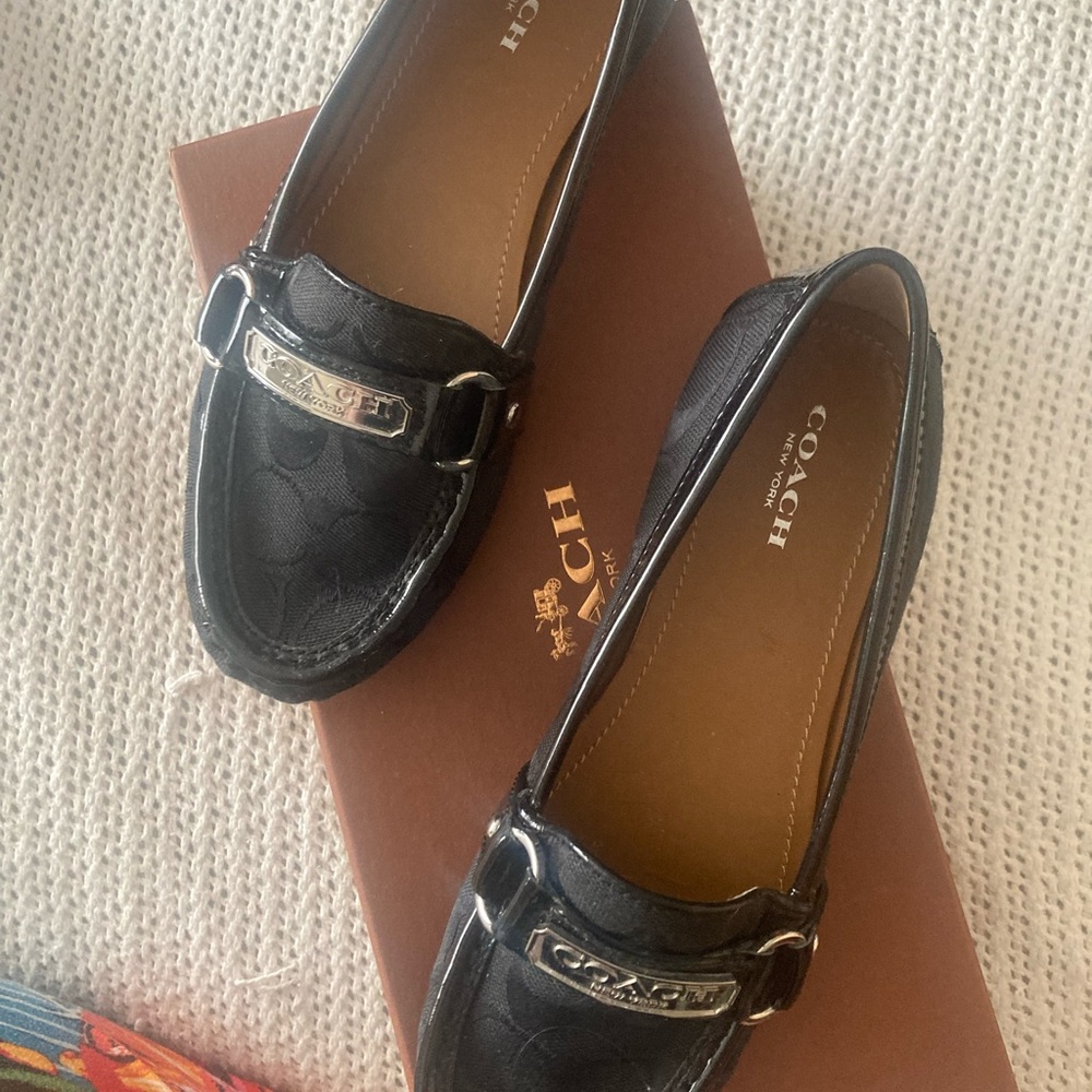 Coach Signature C Design Flat Loafers. - Gem